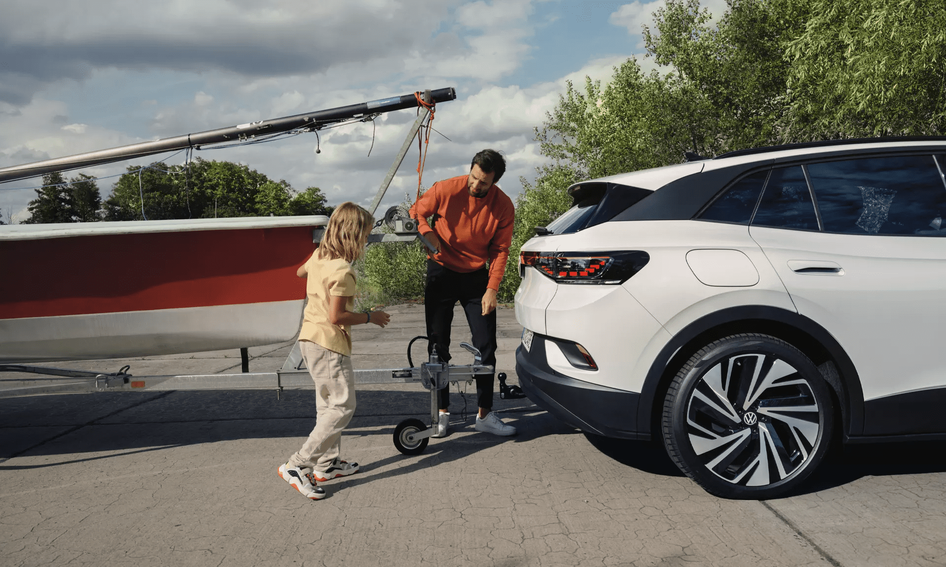 Volkswagen ID.4: Komfortabel og kraftfuld SUV elbil - Autocentralen